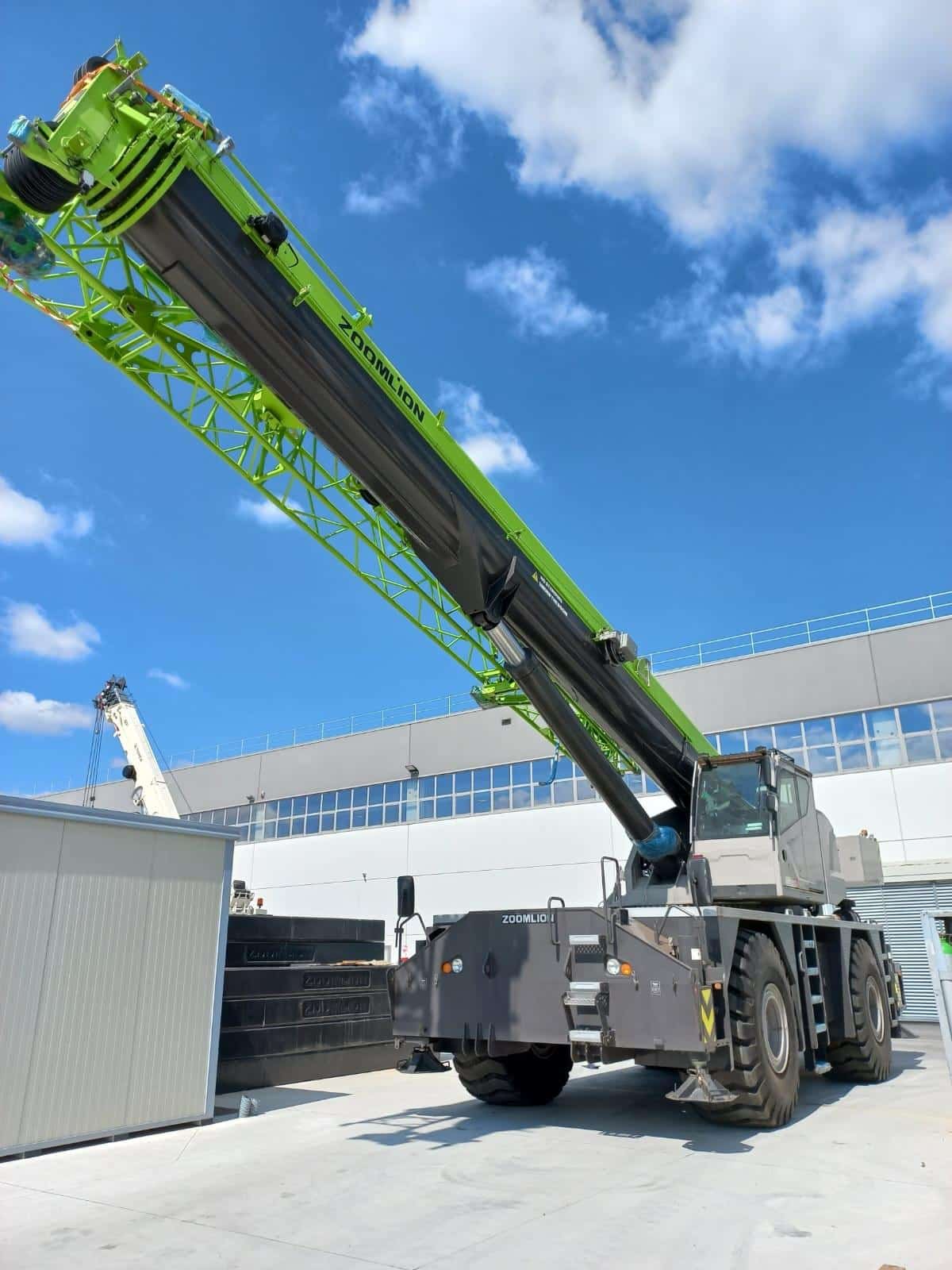 Autogru Zoomlion ZRT 600 - Tecno Trades